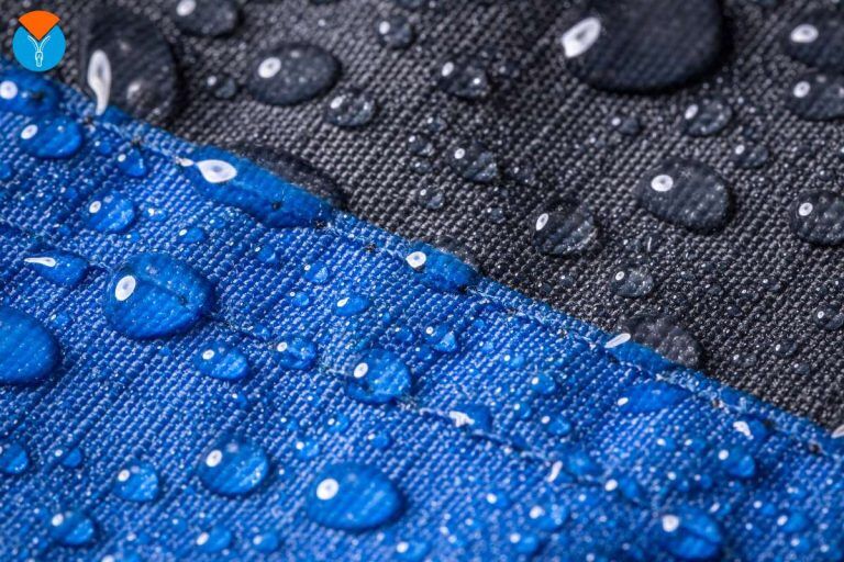 Hardshell vs. Softshell Jackets: What's the Difference?